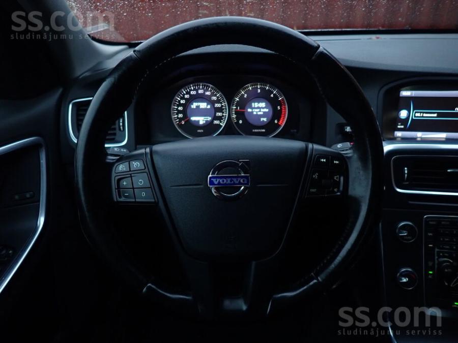 Volvo S60 2012 Liepāja, ar dzinēja tilpumu 1.60 L un nobraukumu 227 tūkst. km par 5250 €, foto 8 vietnē AUTOMOTO.COM.LV