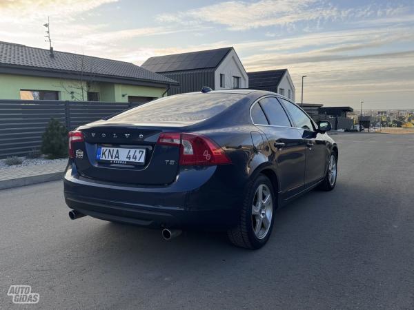 Volvo S60 2012 Kauņa, ar dzinēja tilpumu 2.50 L un nobraukumu 289 tūkst. km par 5500 €, foto 4 vietnē AUTOMOTO.COM.LV