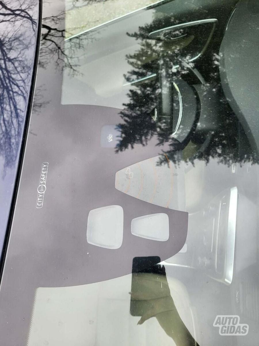 Volvo S60 2012 Jurbarkas, ar dzinēja tilpumu 1.60 L un nobraukumu 260 tūkst. km par 4800 €, foto 9 vietnē AUTOMOTO.COM.LV