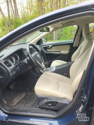 Volvo S60 2012 Jurbarkas, ar dzinēja tilpumu 1.60 L un nobraukumu 260 tūkst. km par 4800 €, foto 12 vietnē AUTOMOTO.COM.LV