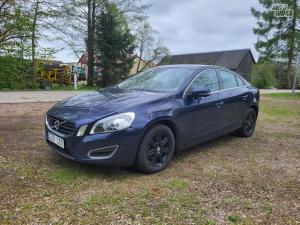 Volvo S60 2012 Jurbarkas, ar dzinēja tilpumu 1.60 L un nobraukumu 260 tūkst. km par 4800 €, foto 18 vietnē AUTOMOTO.COM.LV