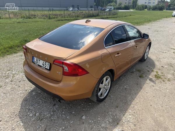 Вольво С60 2012 в Вильнюс, объемом двигателя 2.50 л и пробегом 180 тыс. км за 5500 €, фото 6 на AUTOMOTO.COM.LV