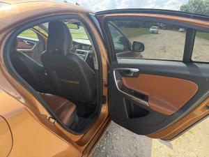 Volvo S60 2012 in Vilnius, with an engine capacity of 2.50 L and mileage of 180 thousand km for 5800 €, photo 13 on AUTOMOTO.COM.LV