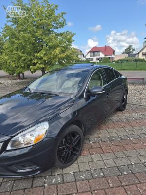 Volvo S60 2012 in Silute, with an engine capacity of 2.50 L and mileage of 288 thousand km for 6250 €, photo 3 on AUTOMOTO.COM.LV