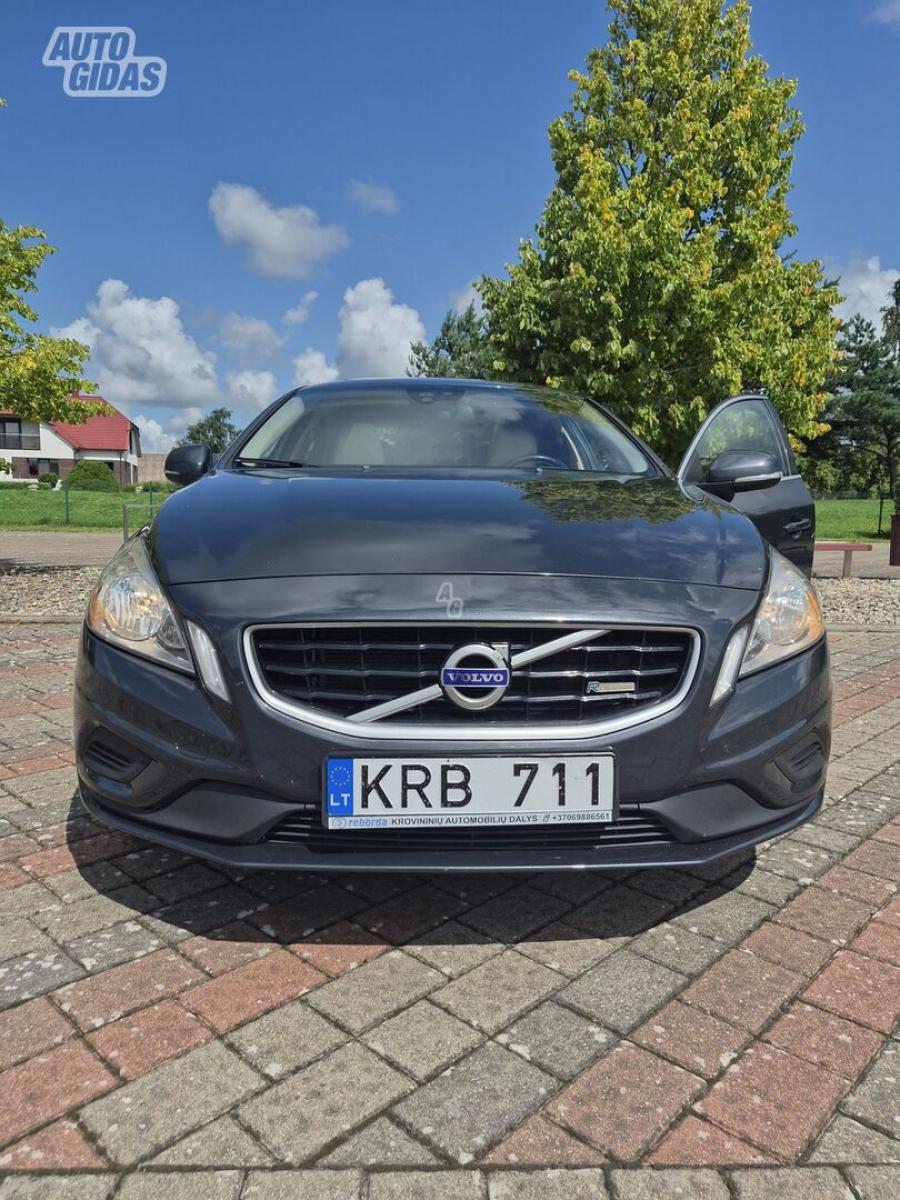 Volvo S60 2012 in Silute, with an engine capacity of 2.50 L and mileage of 288 thousand km for 6250 €, photo 4 on AUTOMOTO.COM.LV