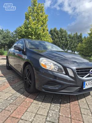 Volvo S60 2012 in Silute, with an engine capacity of 2.50 L and mileage of 288 thousand km for 6250 €, photo 5 on AUTOMOTO.COM.LV