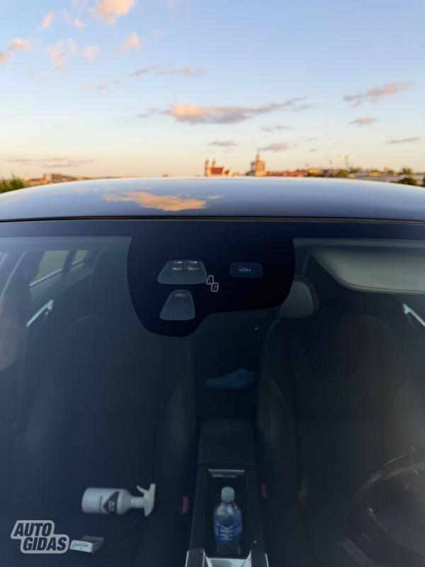 Volvo S60 2012 in Vilnius, with an engine capacity of 2.00 L and mileage of 245 thousand km for 4450 €, photo 9 on AUTOMOTO.COM.LV