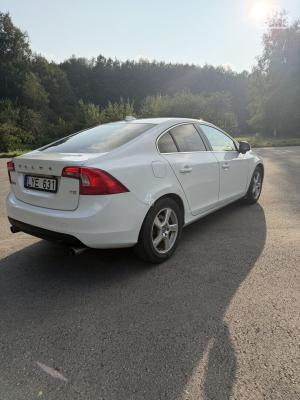 Volvo S60 2012 Klaipėda, ar dzinēja tilpumu 2.50 L un nobraukumu 168 tūkst. km par 6500 €, foto 5 vietnē AUTOMOTO.COM.LV