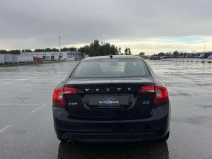 Volvo S60 2012 in Vilnius, with an engine capacity of 1.98 L and mileage of 319 thousand km for 6700 €, photo 5 on AUTOMOTO.COM.LV