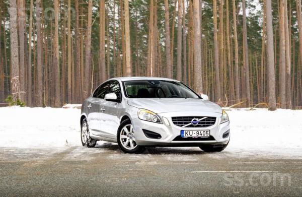 Volvo S60 2013 Rīga, ar dzinēja tilpumu 1.60 L un nobraukumu 131 tūkst. km par 5590 €, foto 2 vietnē AUTOMOTO.COM.LV