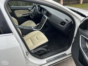 Volvo S60 2013 in Mazeikiai, with an engine capacity of 2.50 L and mileage of 212 thousand km for 5350 €, photo 8 on AUTOMOTO.COM.LV