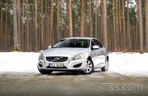 Volvo S60 2013 in Riga, with an engine capacity of 1.60 L and mileage of 131 thousand km for 3990 €, photo  on AUTOMOTO.COM.LV
