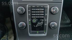 Volvo S60 2013 Rīga, ar dzinēja tilpumu 1.60 L un nobraukumu 131 tūkst. km par 3990 €, foto 16 vietnē AUTOMOTO.COM.LV