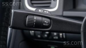 Volvo S60 2013 Rīga, ar dzinēja tilpumu 1.60 L un nobraukumu 131 tūkst. km par 3990 €, foto 20 vietnē AUTOMOTO.COM.LV