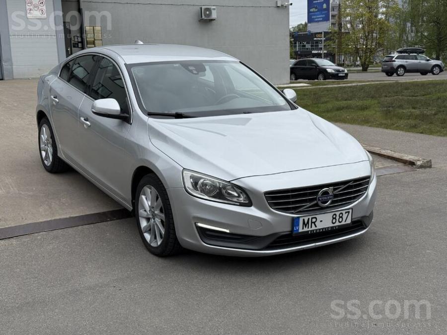 Вольво С60 2013 в Рига, объемом двигателя 2.00 л и пробегом 307 тыс. км за 4500 €, фото 3 на AUTOMOTO.COM.LV