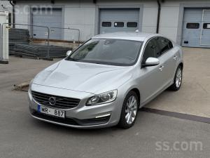 Вольво С60 2013 в Рига, объемом двигателя 2.00 л и пробегом 307 тыс. км за 4500 €, фото 4 на AUTOMOTO.COM.LV