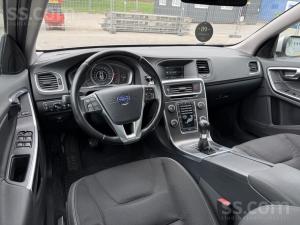 Вольво С60 2013 в Рига, объемом двигателя 2.00 л и пробегом 307 тыс. км за 4500 €, фото 10 на AUTOMOTO.COM.LV