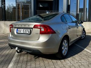 Volvo S60 2013 in Riga, with an engine capacity of 1.60 L and mileage of 416 thousand km for 2600 €, photo 8 on AUTOMOTO.COM.LV