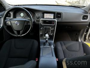 Volvo S60 2013 in Riga, with an engine capacity of 1.60 L and mileage of 416 thousand km for 2600 €, photo 13 on AUTOMOTO.COM.LV