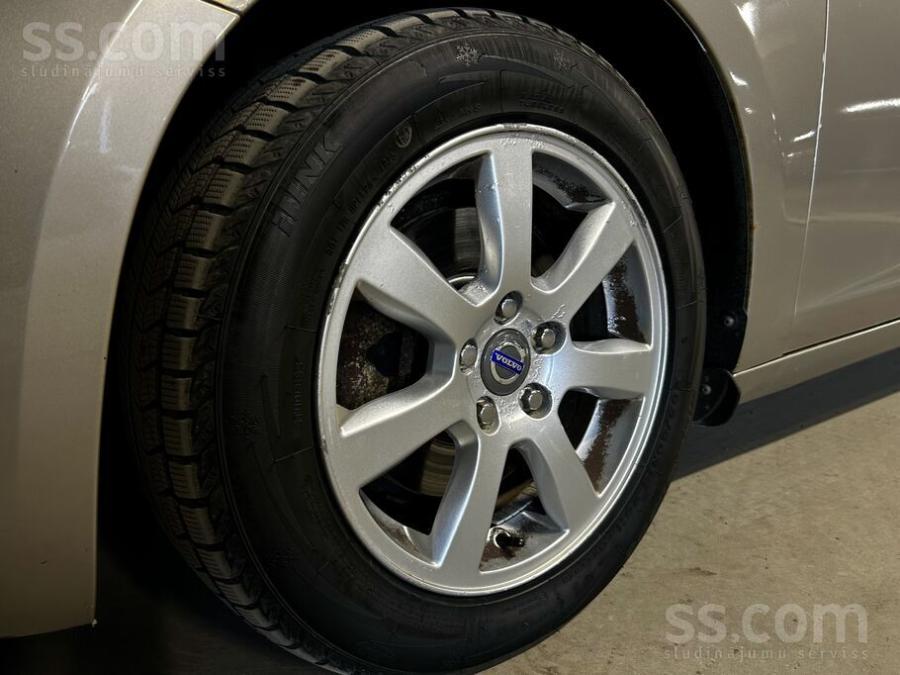 Volvo S60 2013 in Riga, with an engine capacity of 1.60 L and mileage of 416 thousand km for 2600 €, photo 21 on AUTOMOTO.COM.LV