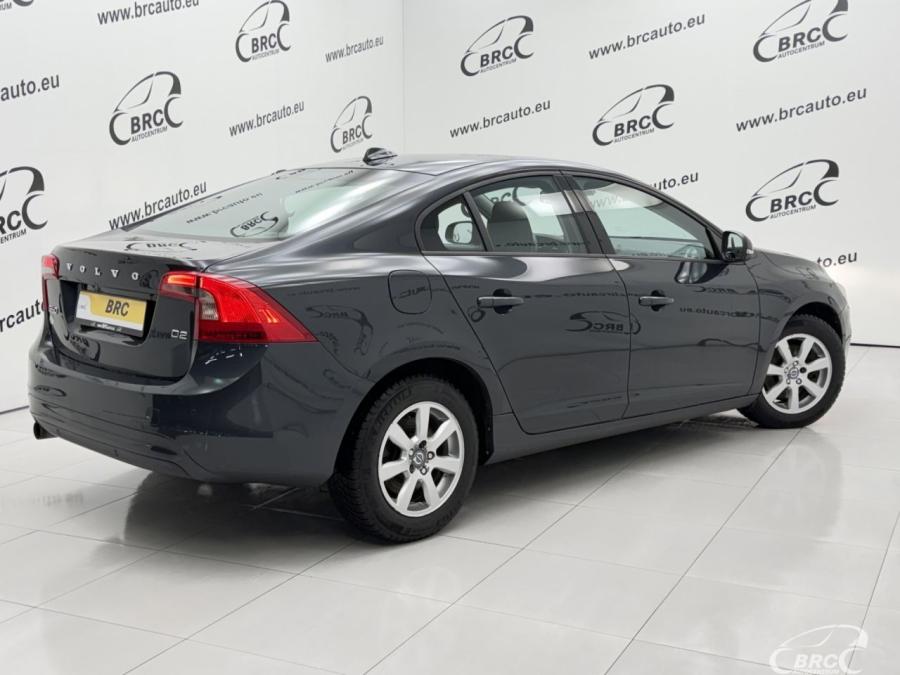 Volvo S60 2014 Viļņa, ar dzinēja tilpumu 1.56 L un nobraukumu 233 tūkst. km par 4900 €, foto 2 vietnē AUTOMOTO.COM.LV