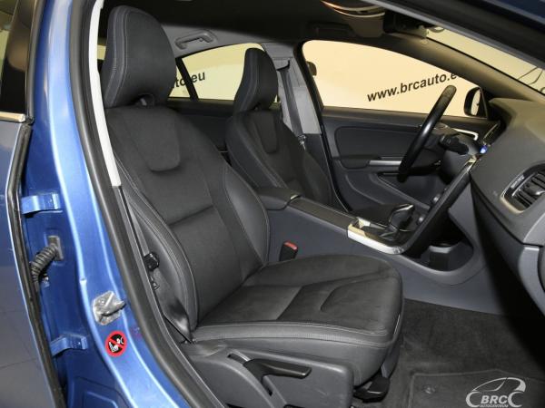 Volvo S60 2014 in Vilnius, with an engine capacity of 1.98 L and mileage of 210 thousand km for 7900 €, photo 5 on AUTOMOTO.COM.LV