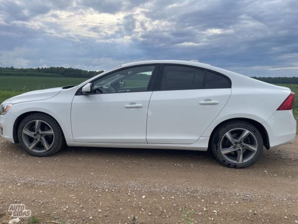 Volvo S60 2014 Mažeikiai, ar dzinēja tilpumu 2.50 L un nobraukumu 131 tūkst. km par 7700 €, foto 1 vietnē AUTOMOTO.COM.LV
