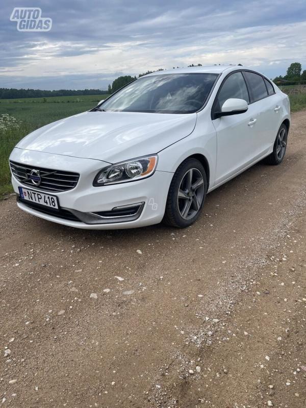 Volvo S60 2014 Mažeikiai, ar dzinēja tilpumu 2.50 L un nobraukumu 131 tūkst. km par 7700 €, foto 5 vietnē AUTOMOTO.COM.LV