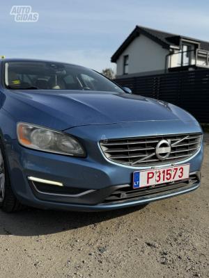 Volvo S60 2014 in Klaipeda, with an engine capacity of 2.50 L and mileage of 228 thousand km for 5300 €, photo 4 on AUTOMOTO.COM.LV