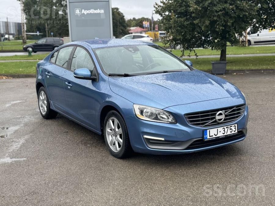 Volvo S60 2014 Rīga, ar dzinēja tilpumu 1.60 L un nobraukumu 160 tūkst. km par 6490 €, foto 4 vietnē AUTOMOTO.COM.LV