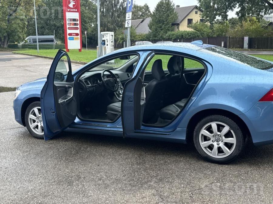 Volvo S60 2014 Rīga, ar dzinēja tilpumu 1.60 L un nobraukumu 160 tūkst. km par 6490 €, foto 7 vietnē AUTOMOTO.COM.LV