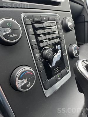 Volvo S60 2014 Rīga, ar dzinēja tilpumu 1.60 L un nobraukumu 160 tūkst. km par 6490 €, foto 19 vietnē AUTOMOTO.COM.LV