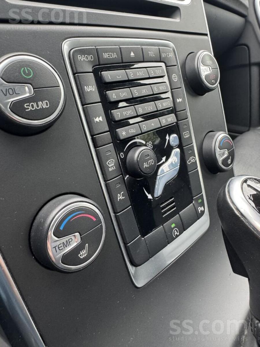Volvo S60 2014 Rīga, ar dzinēja tilpumu 1.60 L un nobraukumu 160 tūkst. km par 6490 €, foto 19 vietnē AUTOMOTO.COM.LV