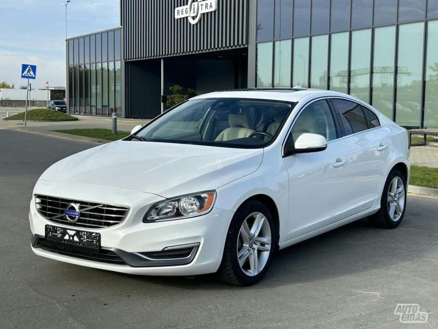 Volvo S60 2014 Šauļi, ar dzinēja tilpumu 2.50 L un nobraukumu 159 tūkst. km par 6900 €, foto 11 vietnē AUTOMOTO.COM.LV