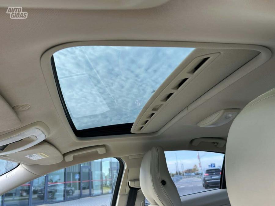 Volvo S60 2014 Šauļi, ar dzinēja tilpumu 2.50 L un nobraukumu 159 tūkst. km par 6900 €, foto 18 vietnē AUTOMOTO.COM.LV