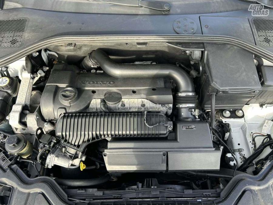 Volvo S60 2014 Šauļi, ar dzinēja tilpumu 2.50 L un nobraukumu 159 tūkst. km par 6900 €, foto 22 vietnē AUTOMOTO.COM.LV