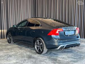 Volvo S60 2015 in Marijampole, with an engine capacity of 2.00 L and mileage of 209 thousand km for 10950 €, photo 8 on AUTOMOTO.COM.LV