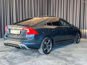 Volvo S60 2015 in Marijampole, with an engine capacity of 2.00 L and mileage of 209 thousand km for 10950 €, photo 12 on AUTOMOTO.COM.LV