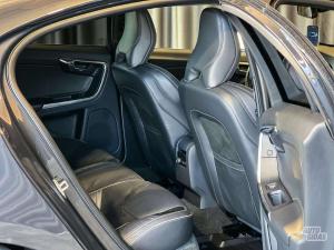Volvo S60 2015 in Marijampole, with an engine capacity of 2.00 L and mileage of 209 thousand km for 10950 €, photo 24 on AUTOMOTO.COM.LV