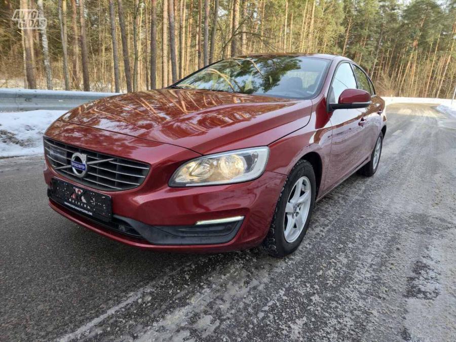 Volvo S60 2015 in Vilnius, with an engine capacity of 2.00 L and mileage of 219 thousand km for 8500 €, photo 3 on AUTOMOTO.COM.LV