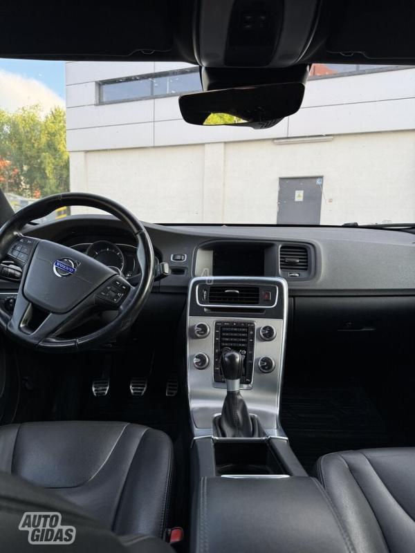 Volvo S60 2015 Klaipėda, ar dzinēja tilpumu 1.60 L un nobraukumu 197 tūkst. km par 6700 €, foto 10 vietnē AUTOMOTO.COM.LV