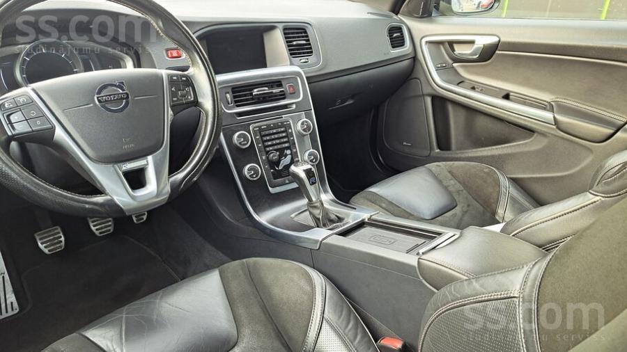 Volvo S60 2015 in Riga, with an engine capacity of 2.00 L and mileage of 328 thousand km for 6990 €, photo 11 on AUTOMOTO.COM.LV