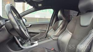 Volvo S60 2015 in Riga, with an engine capacity of 2.00 L and mileage of 328 thousand km for 6990 €, photo 14 on AUTOMOTO.COM.LV