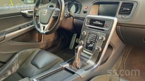 Volvo S60 2015 in Riga, with an engine capacity of 2.00 L and mileage of 328 thousand km for 6990 €, photo 17 on AUTOMOTO.COM.LV