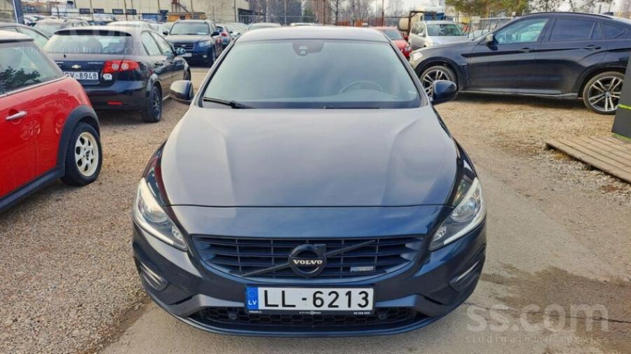 Вольво С60 2015 в Рига, объемом двигателя 2.00 л и пробегом 328 тыс. км за 6990 €, фото 6 на AUTOMOTO.COM.LV