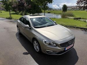 Volvo S60 2015 in Mazeikiai, with an engine capacity of 2.00 L and mileage of 270 thousand km for 7800 €, photo 3 on AUTOMOTO.COM.LV