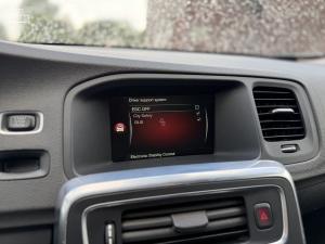 Volvo S60 2015 in Mazeikiai, with an engine capacity of 2.00 L and mileage of 270 thousand km for 7800 €, photo 9 on AUTOMOTO.COM.LV