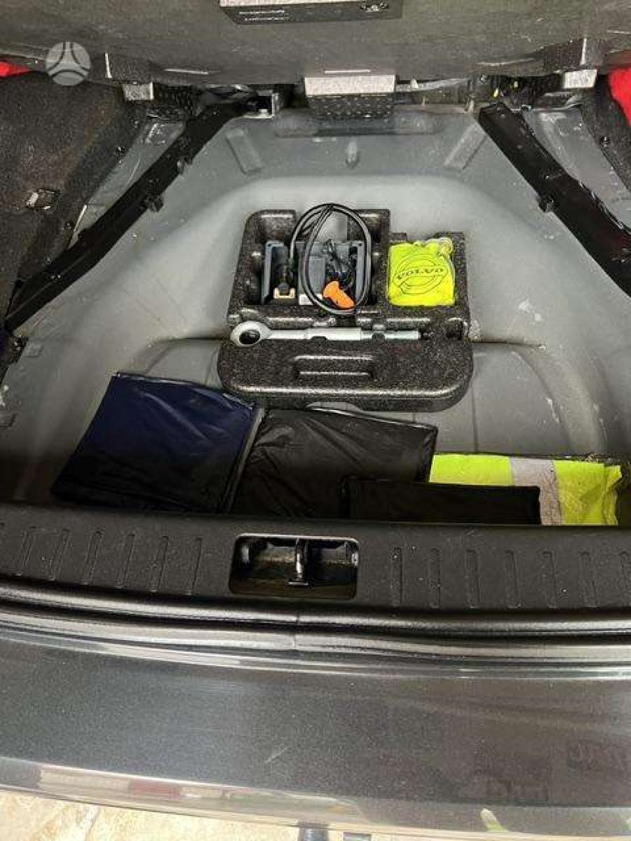 Volvo S60 2015 Skuodas, ar dzinēja tilpumu 1.98 L un nobraukumu 259 tūkst. km par 9500 €, foto 6 vietnē AUTOMOTO.COM.LV