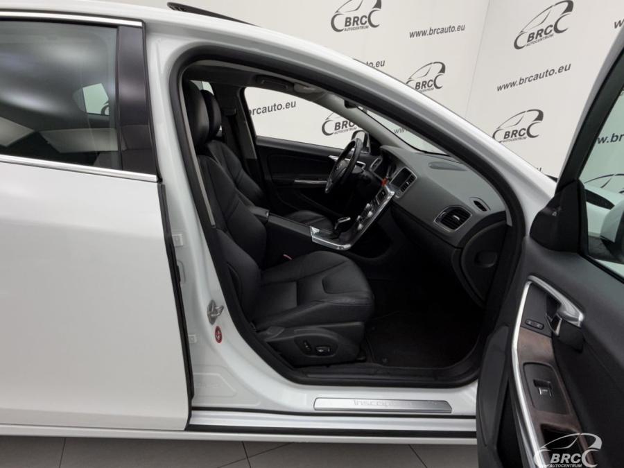 Volvo S60 2016 Viļņa, ar dzinēja tilpumu 1.97 L un nobraukumu 200 tūkst. km par 10900 €, foto 5 vietnē AUTOMOTO.COM.LV