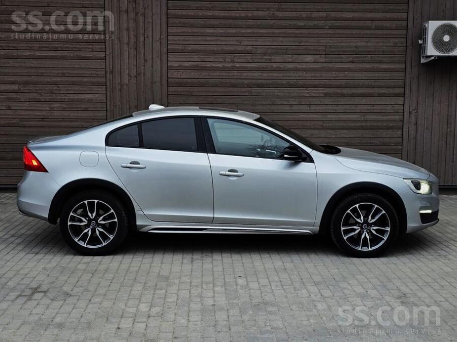 Volvo S60 2016 Jelgava, ar dzinēja tilpumu 2.00 L un nobraukumu 263 tūkst. km par 12000 €, foto 5 vietnē AUTOMOTO.COM.LV